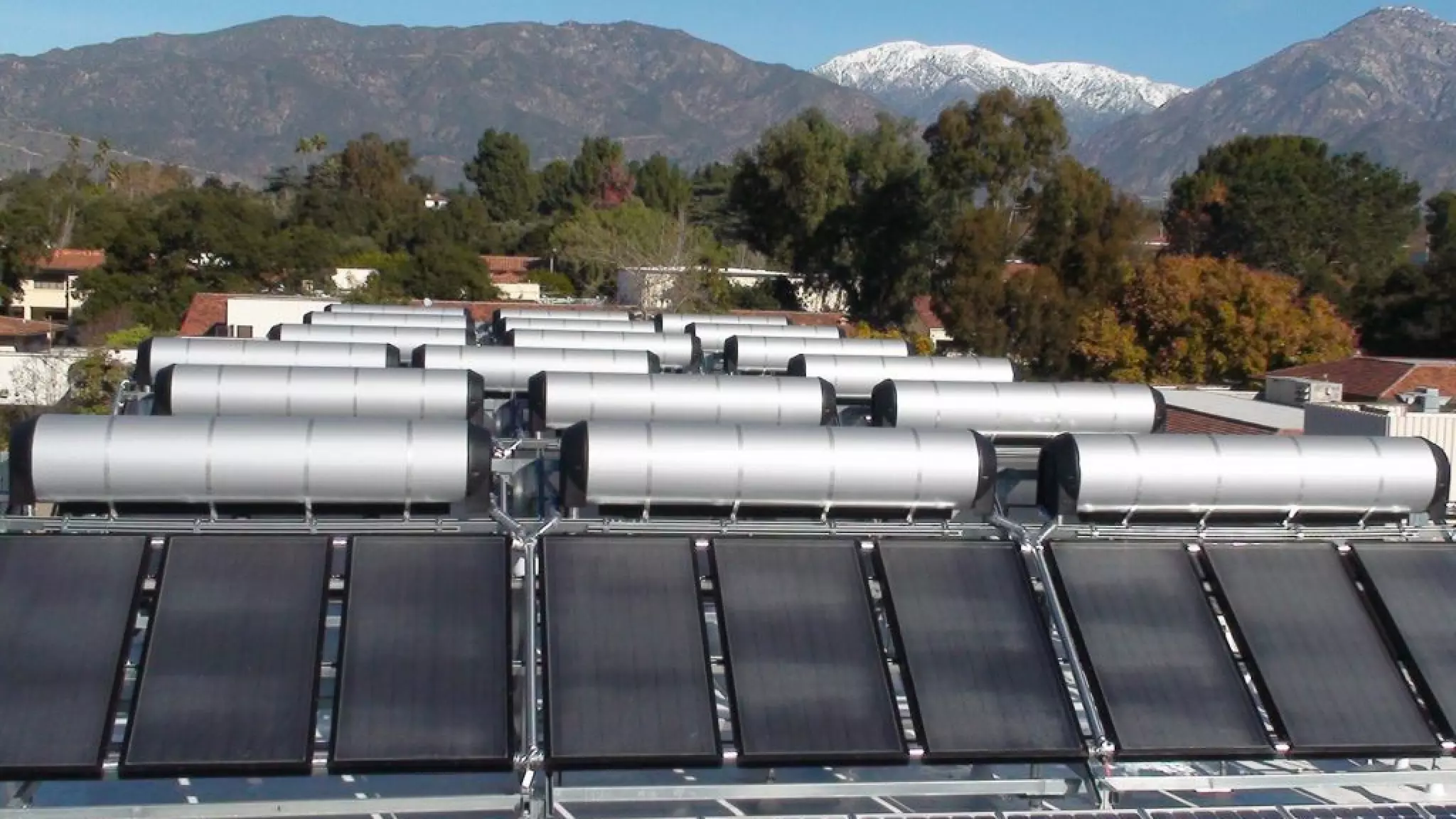 Solar Commercial Water Heaters- Solar Water Heating for Commercial use