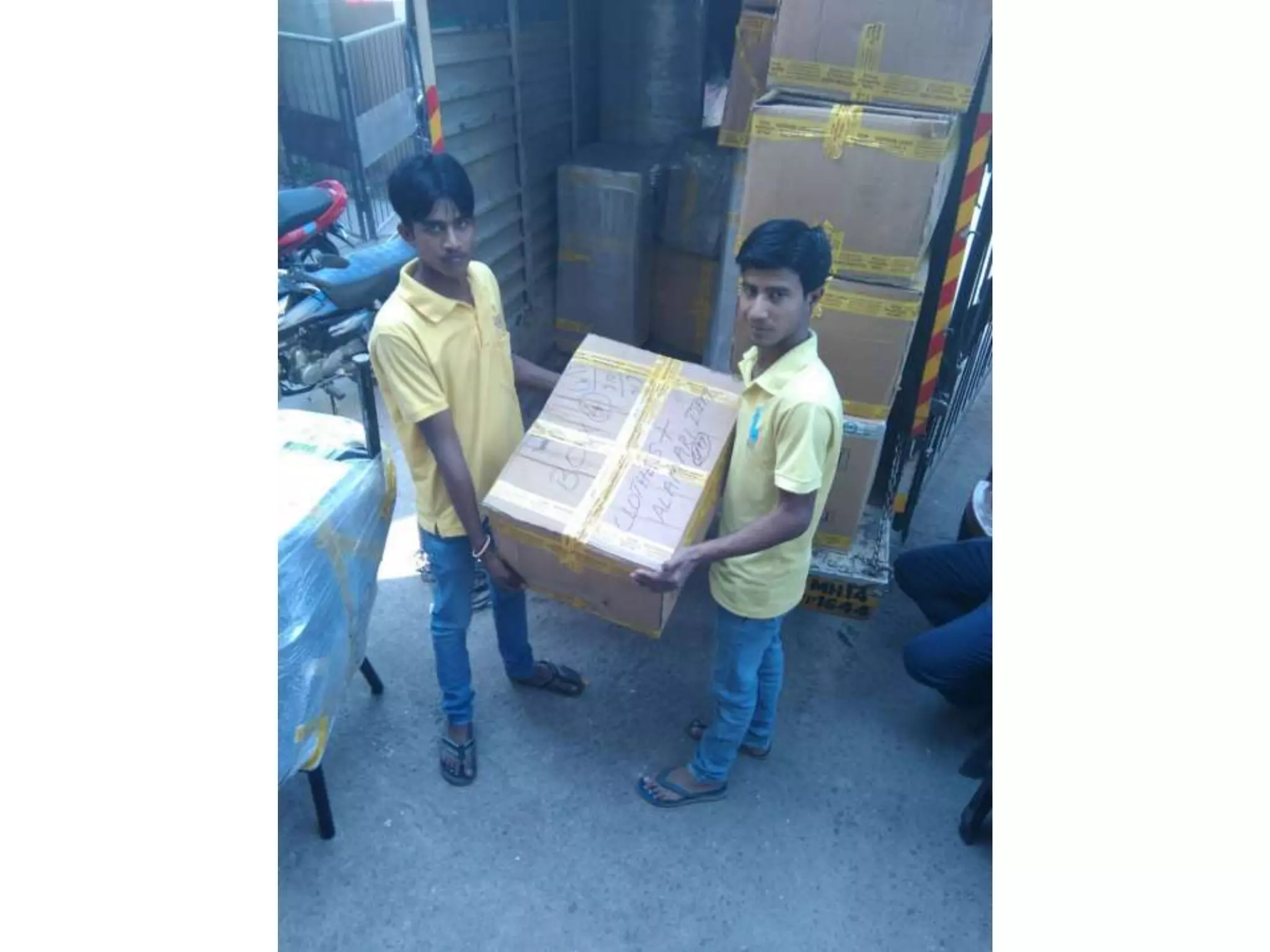 Southern cargo movers and packers | PPT