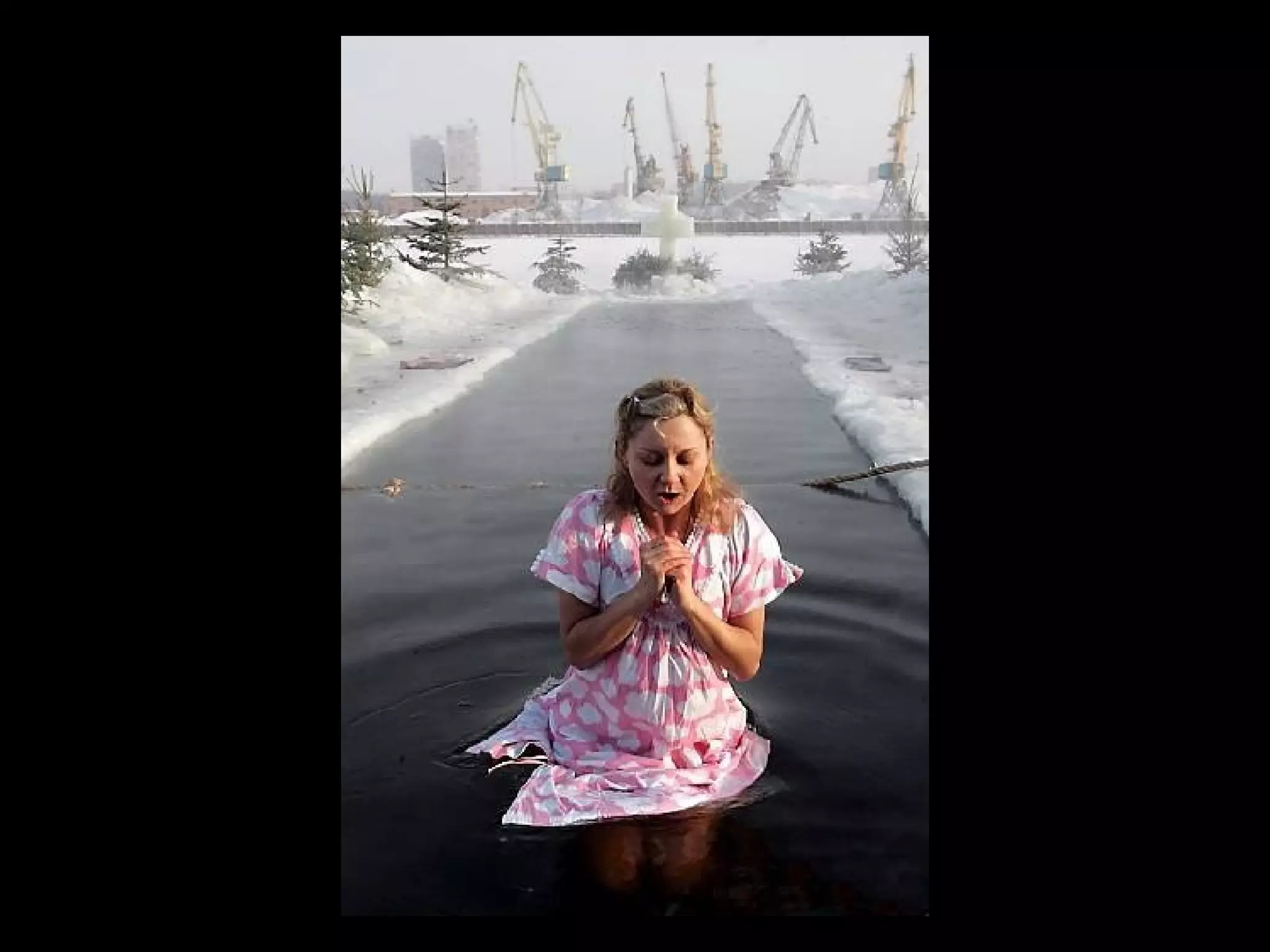 Strange pictures | PPS