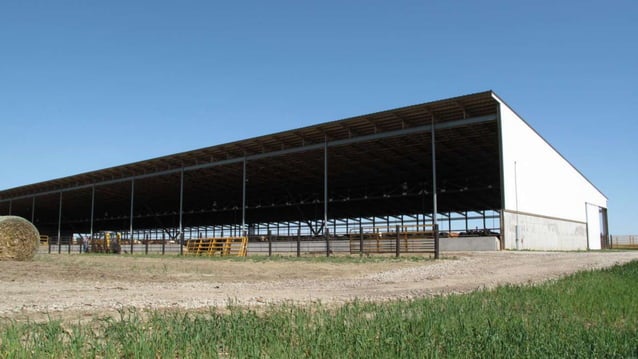 Summit Livestock Facilities - Monoslope Buildings | PPTX
