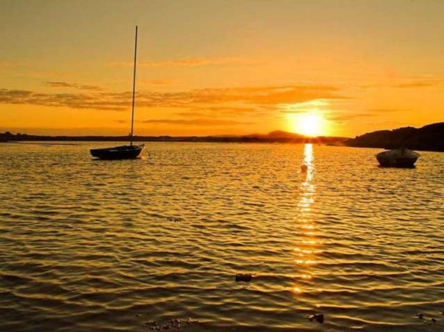 Sunsets over water (v.m.) | PPSX