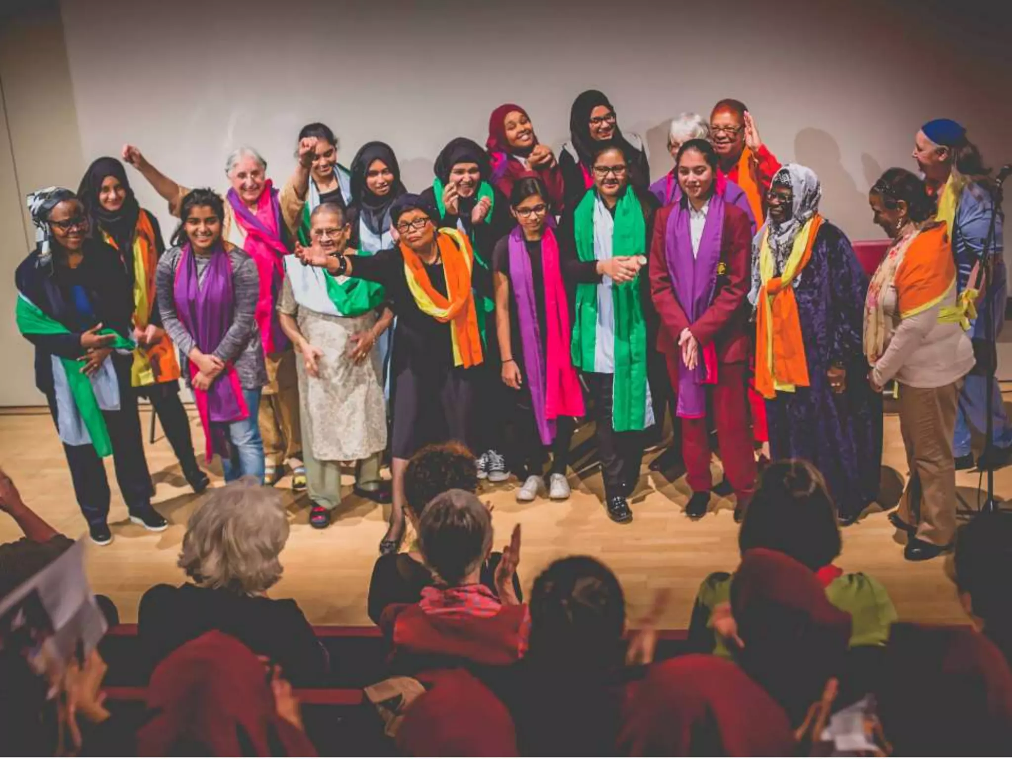 Connecting generations, Susan Langford, Magic Me | PPTX