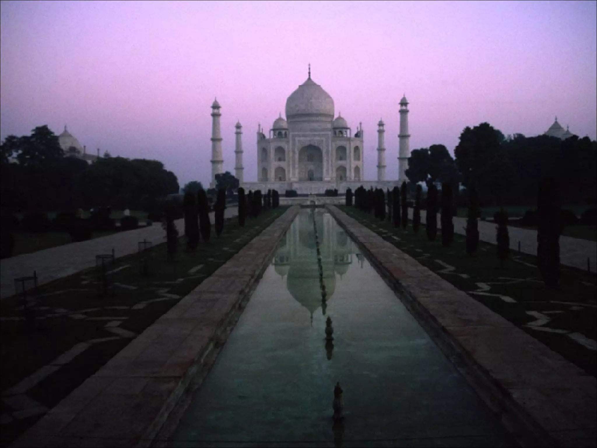 TAJ MAHAL-symbol of love | PPT