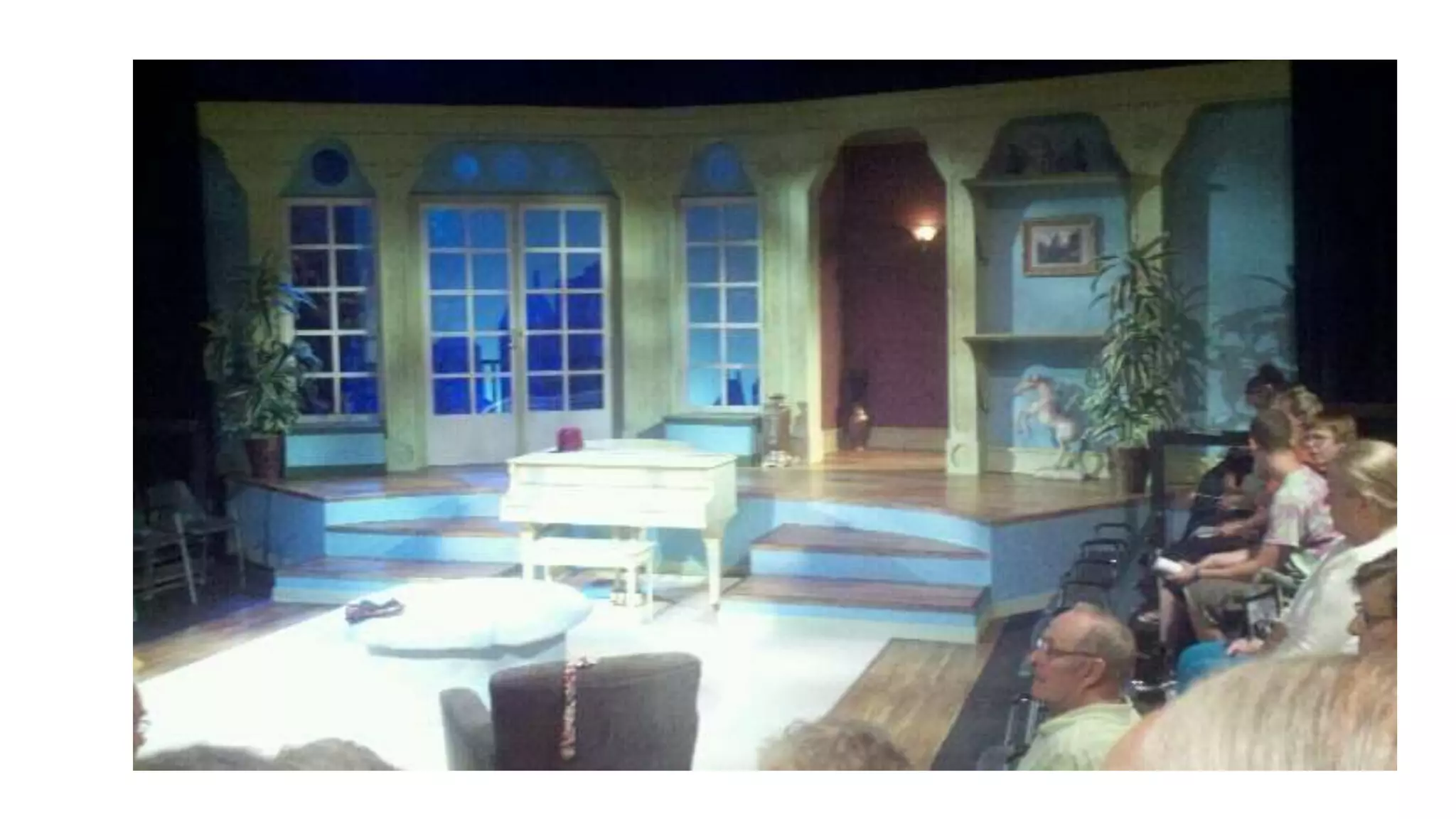 Tech i set design | PPTX