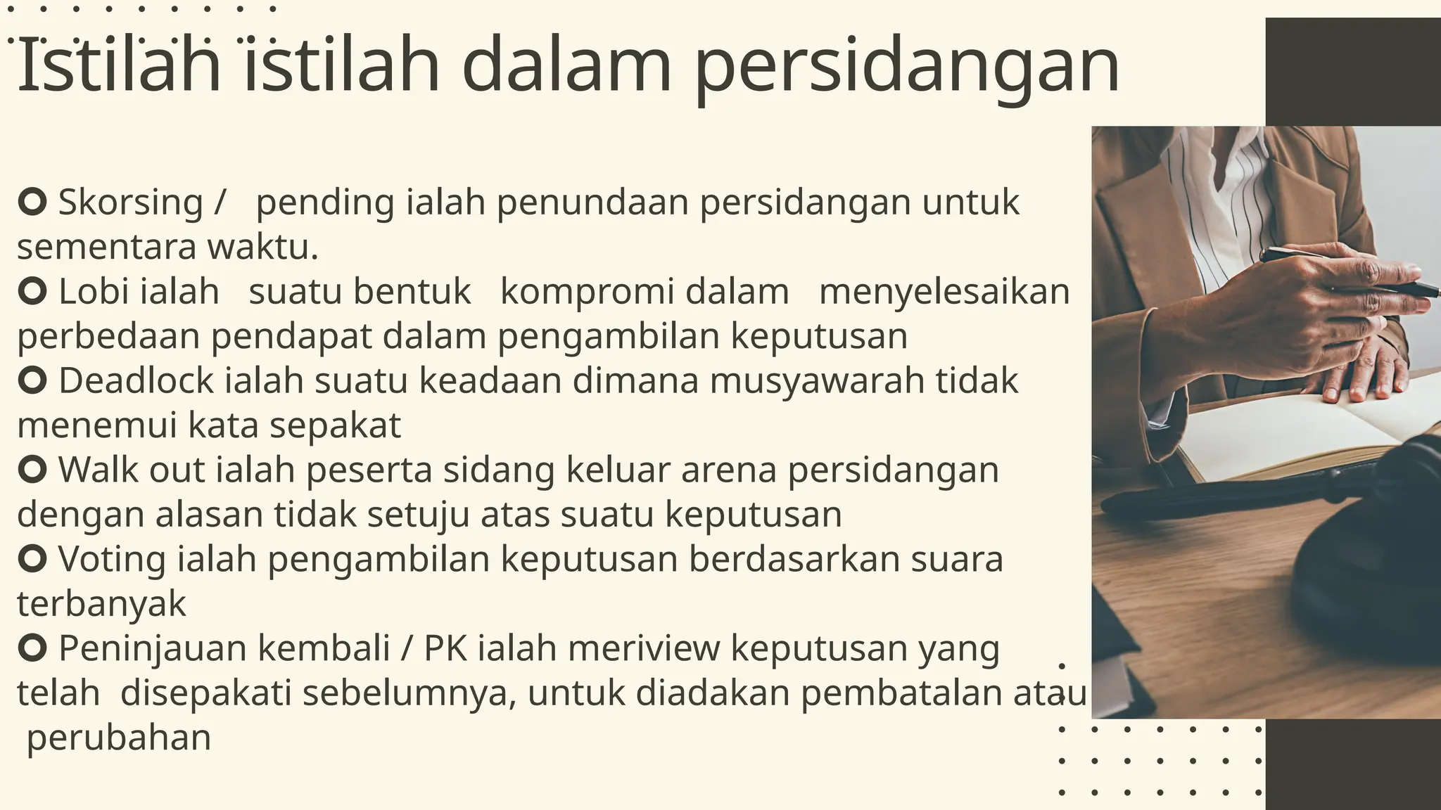 TEKNIK PERSIDANGAN DALAM ORGANISASI OSIS DAN MPK.pptx