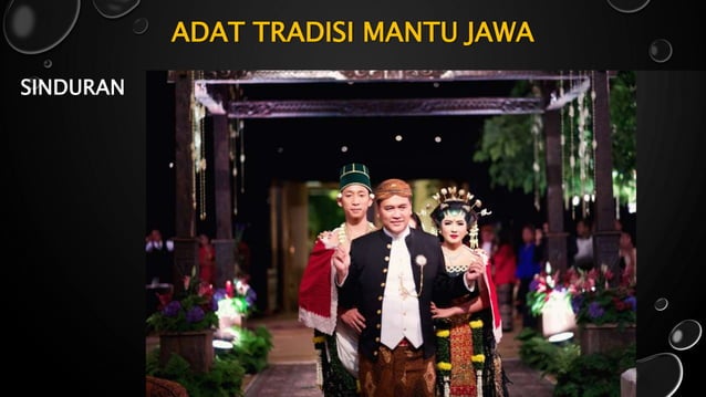 TEKS EKSPOSISI ADAT TRADISI MANTU.pptx