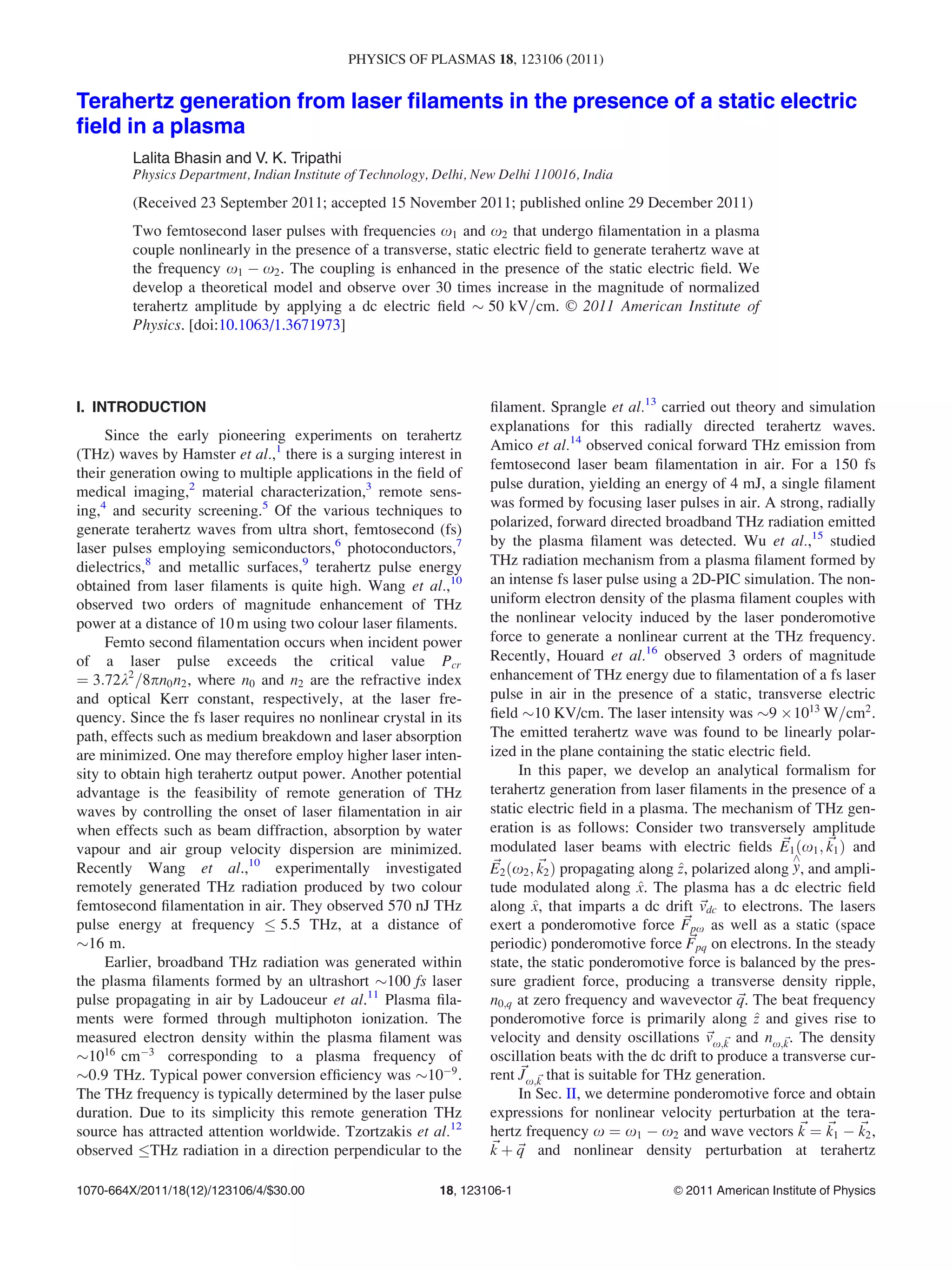 Terahertz generation from laser filaments in the presence of a static ...
