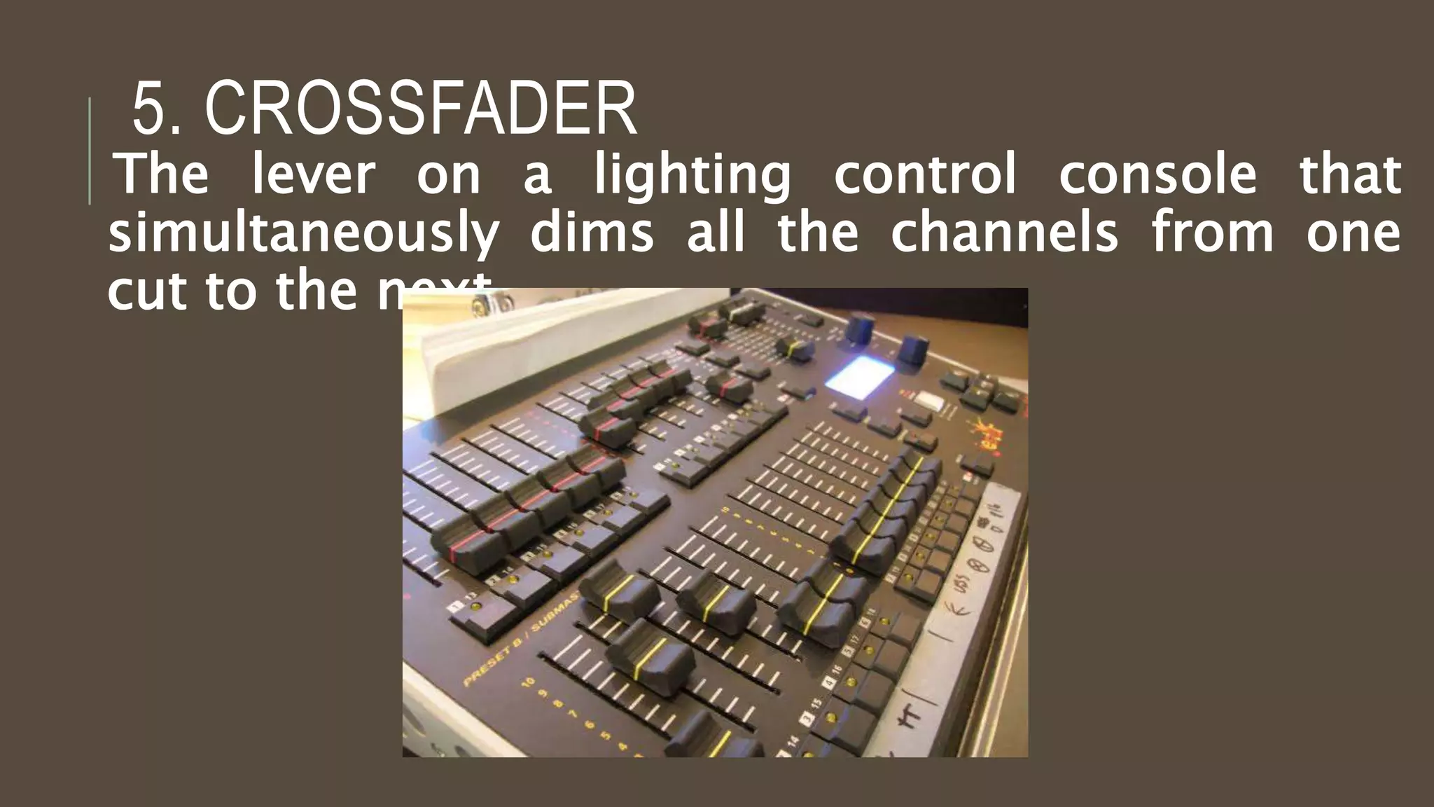 English 9 Theater technical vocabulary (equipment) | PPTX