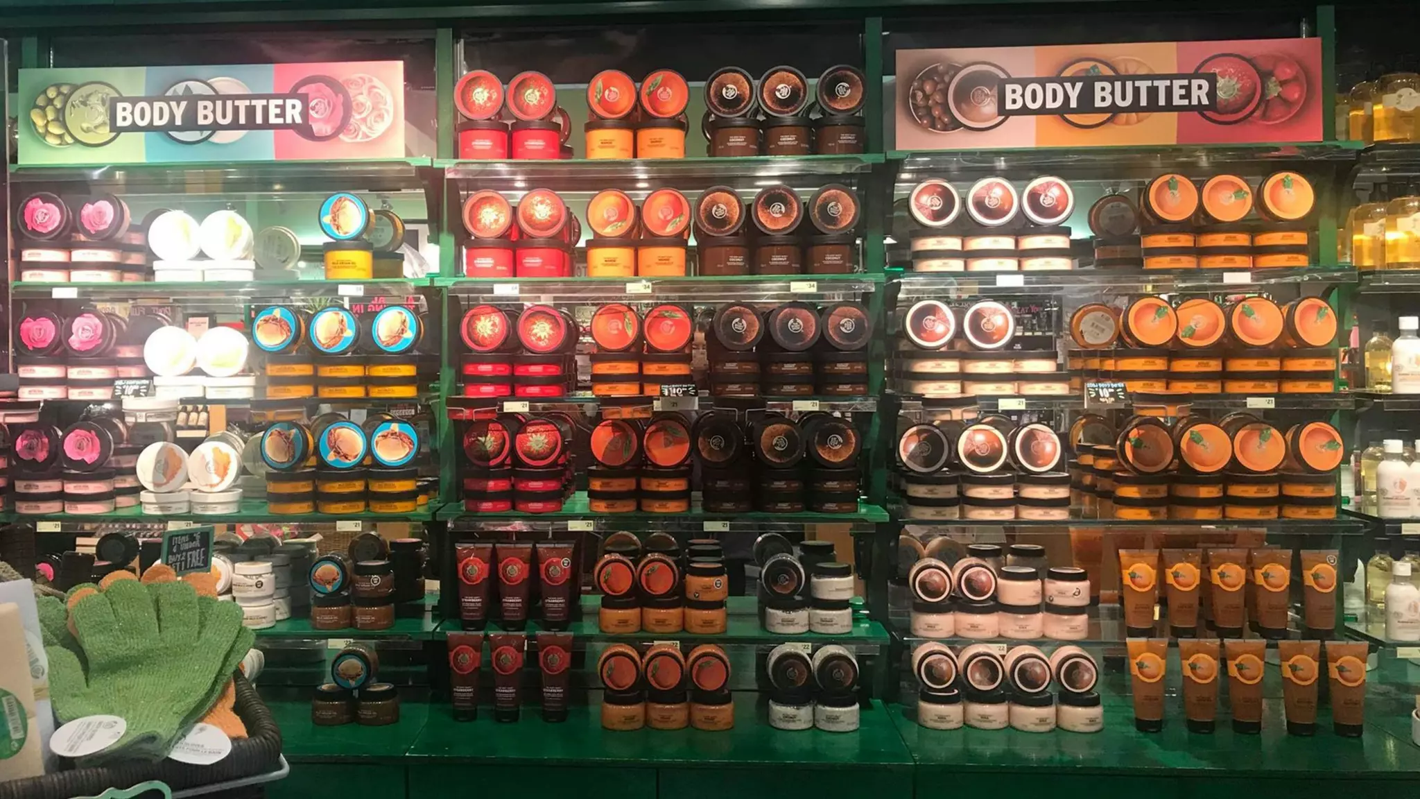 The body shop store layout ppt | PDF