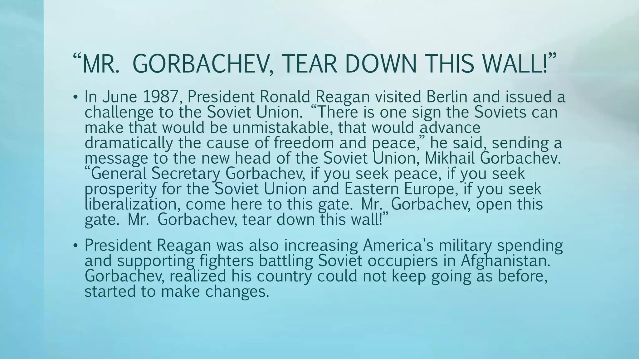 PowerPoint presentation about the Cold War. | PPTX