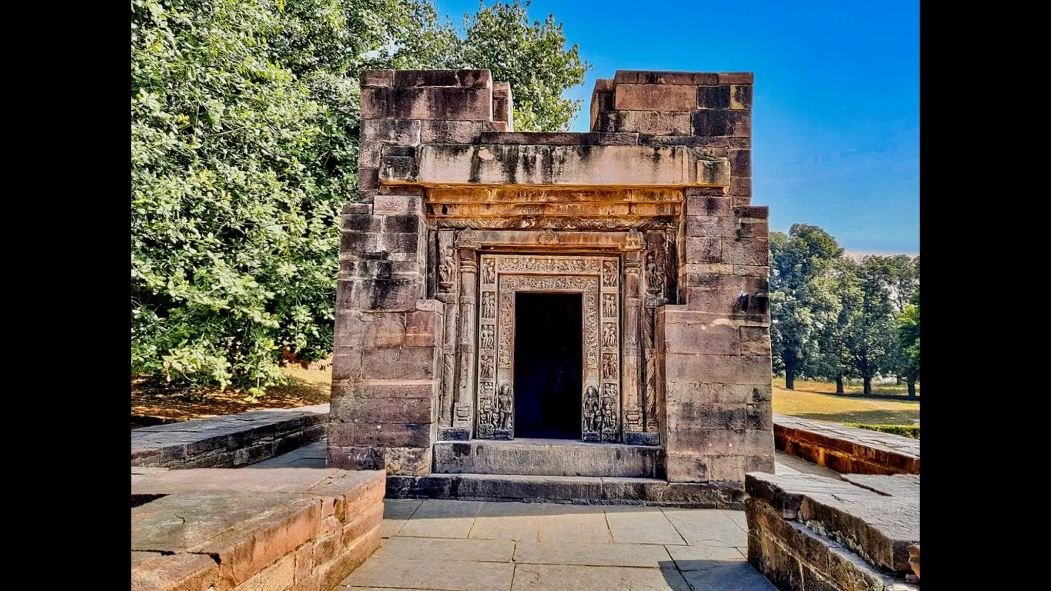 The development of Post Gupta temple architecture.pdf