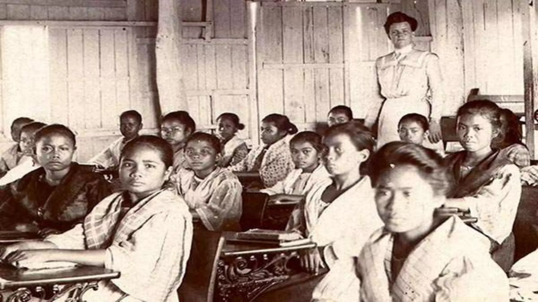 The History of Philippine Education System Lecture No. 4.pptx | Secondary Education | Education