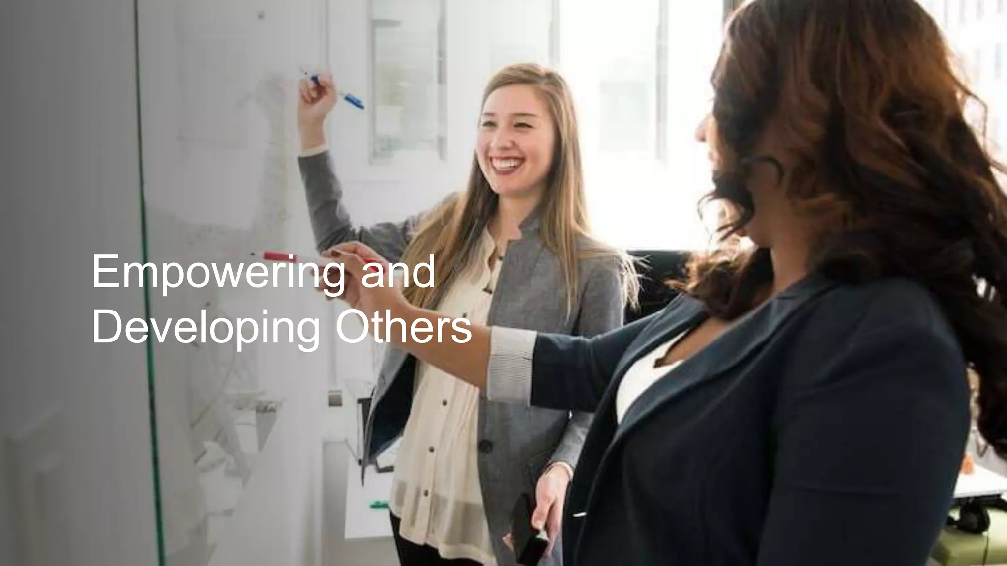 The Leader as a Coach Empowering and Developing Others.pptx