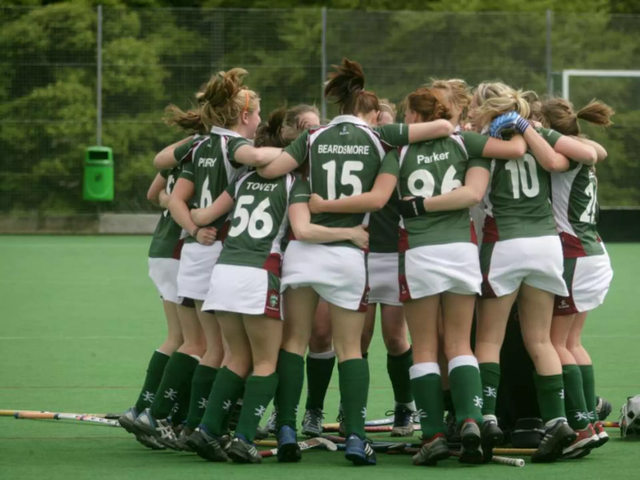 Who are the LEEDS Gryphons? | PPTX