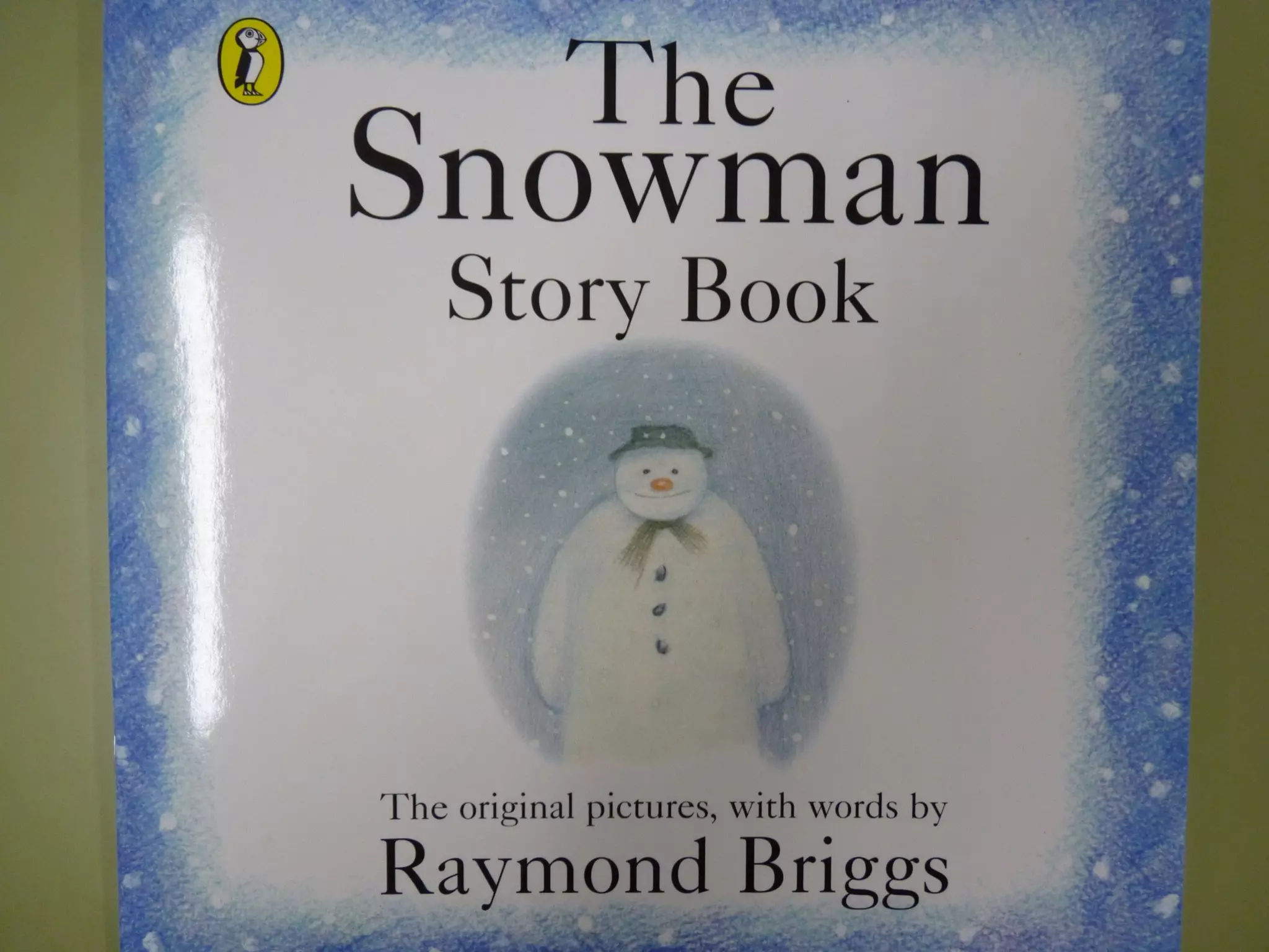 The snowman raymond briggs | PPT
