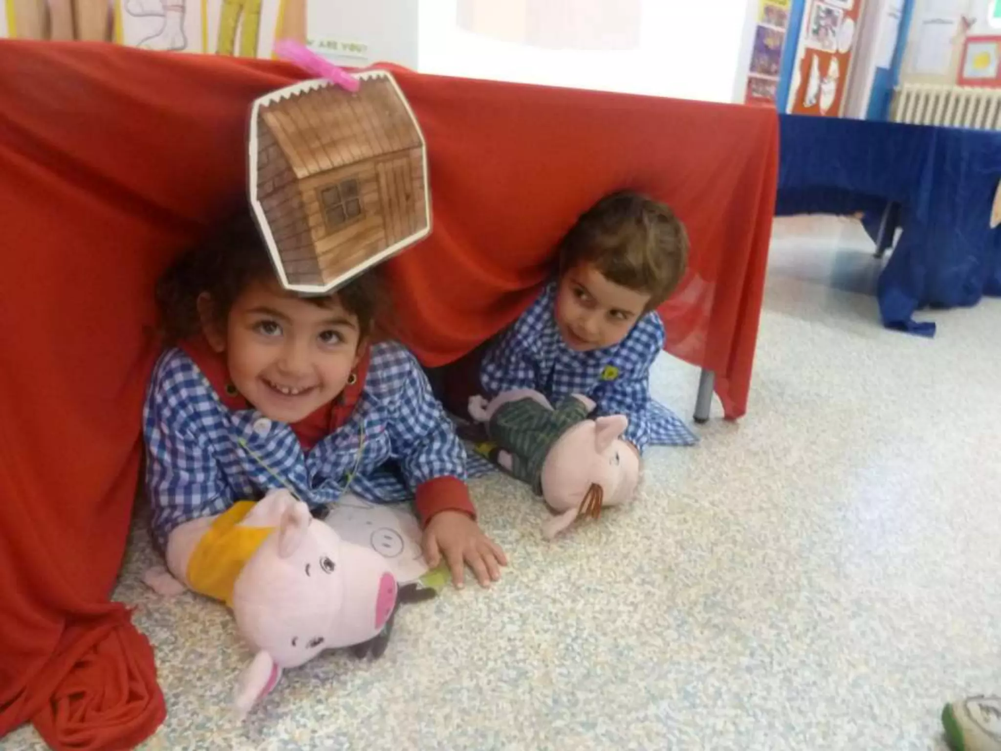 The three little pigs p4 b | PPTX