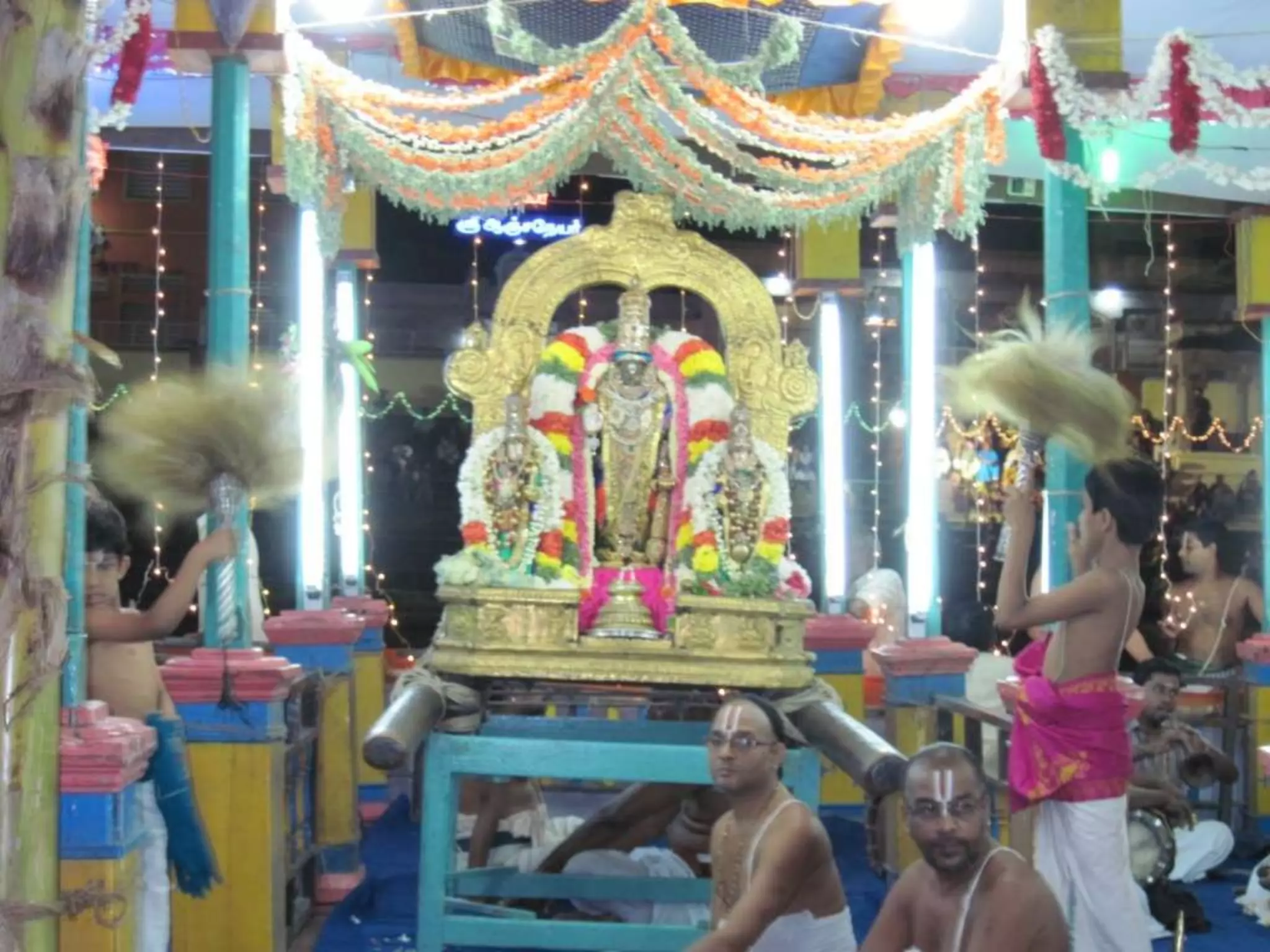 Thiruvallikkeni theppam 2011 | PPSX