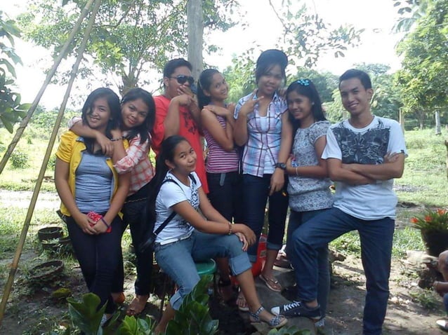 PNHS graduation slideshow :) | PPT