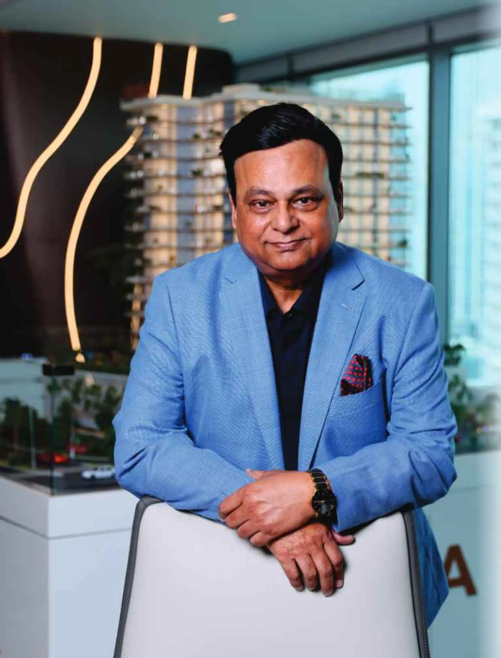 Top 10 Visionary Leaders Transforming Real Estate Mr SN Saxena.pdf