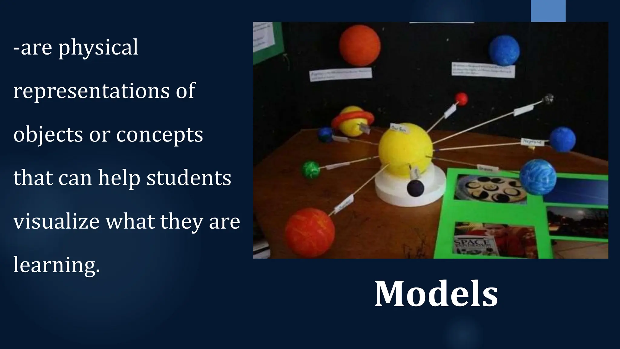 LANGUAGE LEARNING MATERIALS-TYPES OF INSTRUCTIONAL MATERIALS.pptx