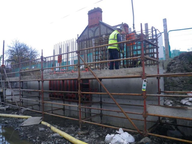 Dodder Catchment Flood Risk Assessment & Management | PPTX | Water ...