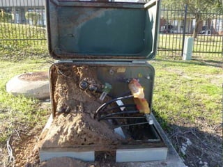 Underground Electric Distribution System | PPTX