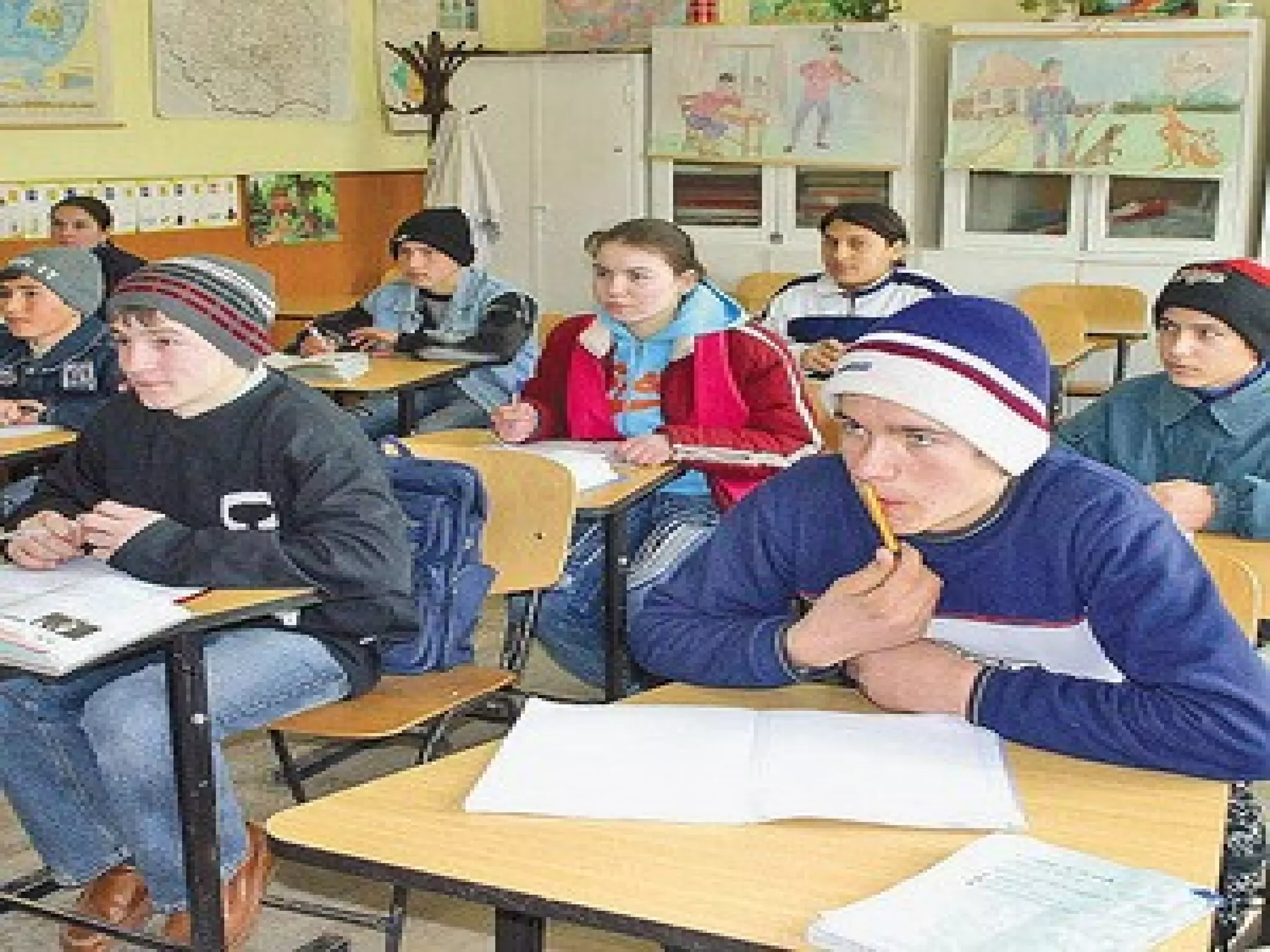 Uniforme Scolare | PPT