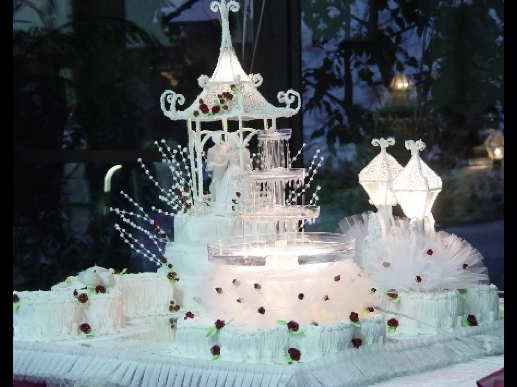 Unique And Unusual Wedding Cake Toppers | PPS