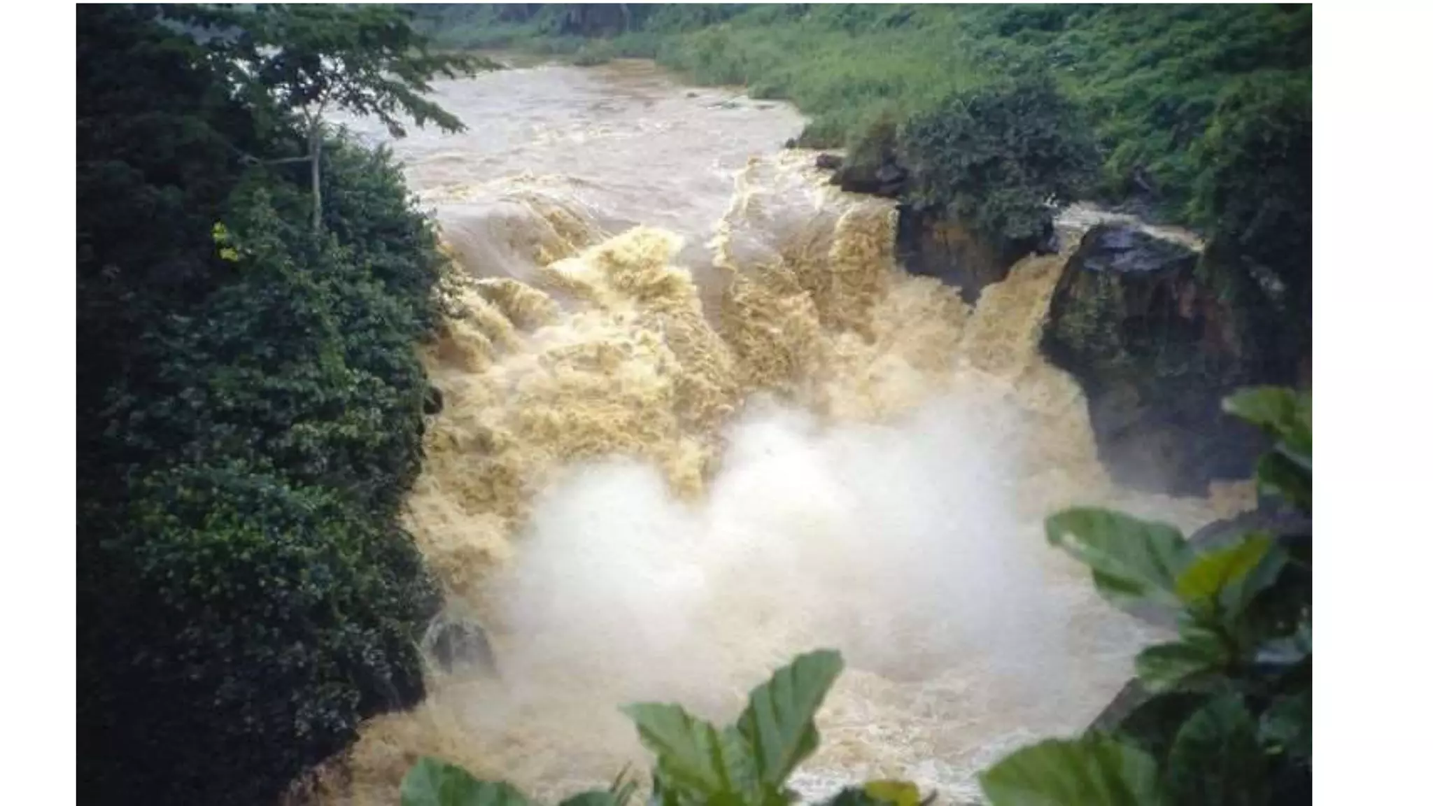 Unit 8 Drainage system in Rwanda.pptx