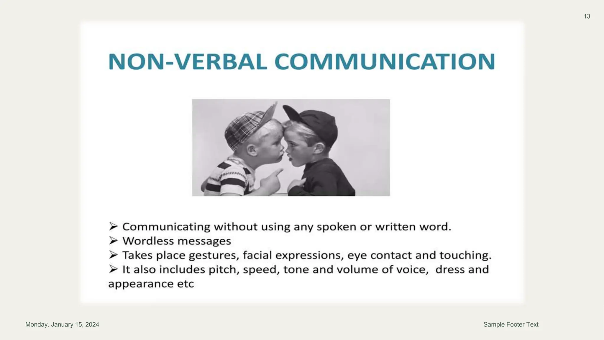 Verbal and Nonverbal Communication.pptx