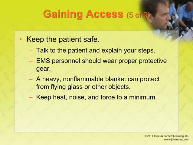 Crash Vehicle Extrication and Rescue Training.ppt