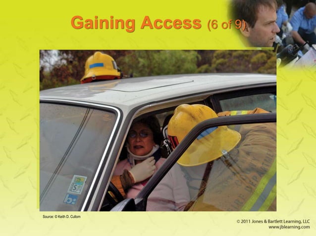 Crash Vehicle Extrication and Rescue Training.ppt