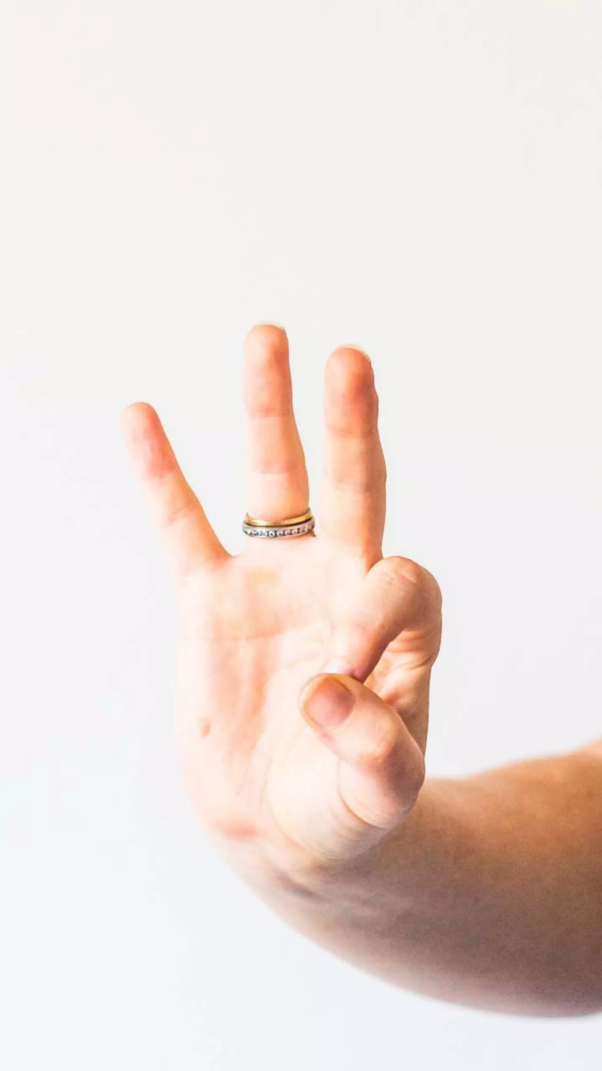 The ULTIMATE Glo-Bus Build Cheat Sheet.pptx