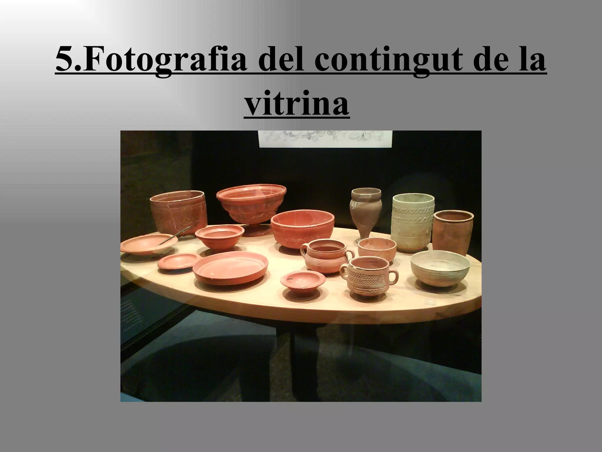 Vitrina 8, Baetulo. Noemí I Arianna | PPT