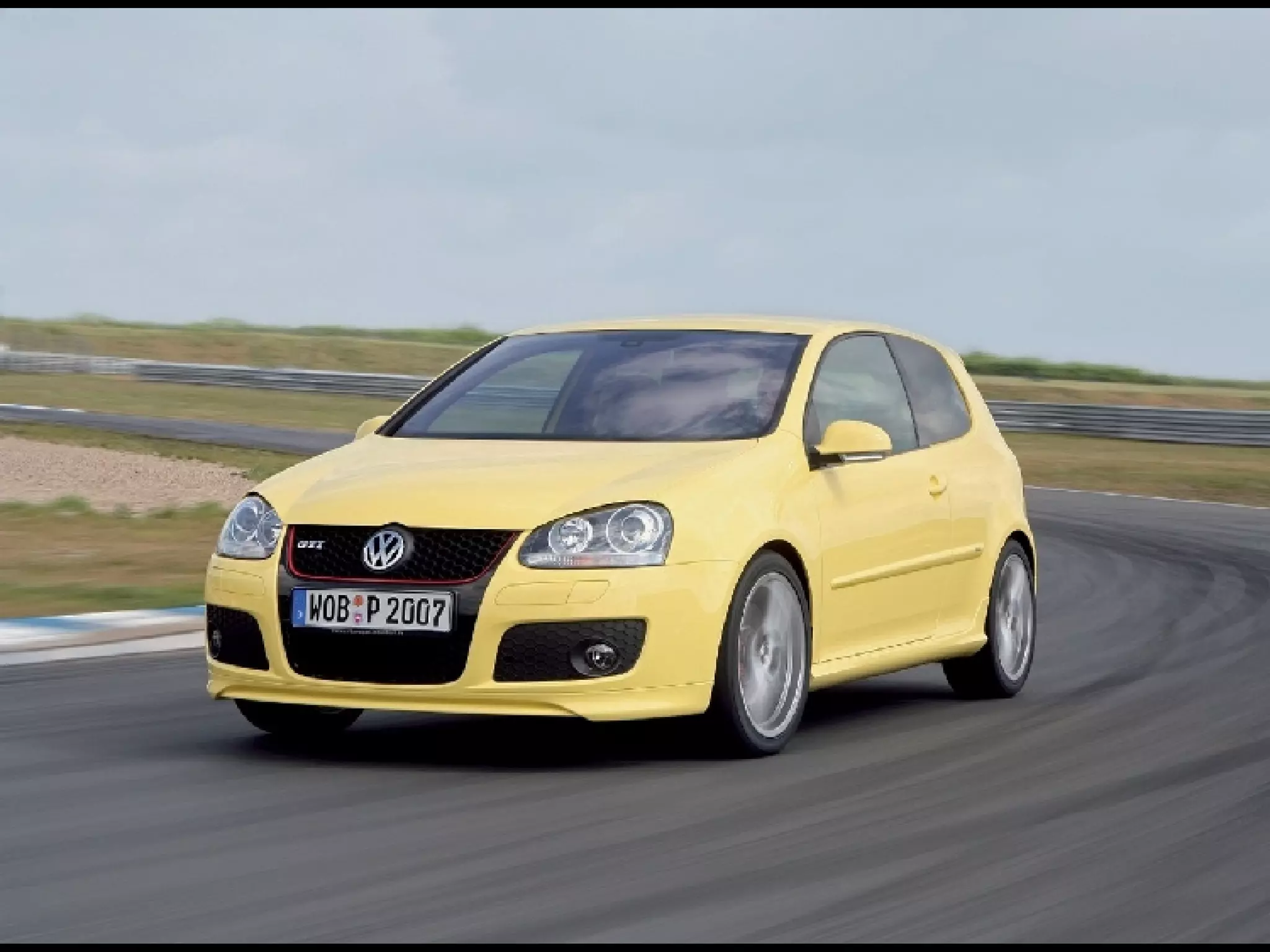 Volkswagen Golf Gti Pirelli Edition | PPS