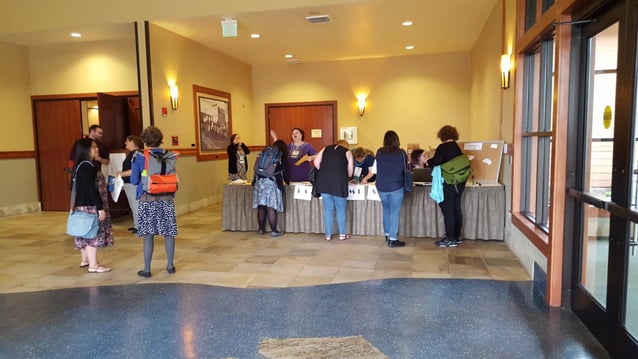 Wayfinding a tale of two libraries and their methods for understanding library navigation | PPT