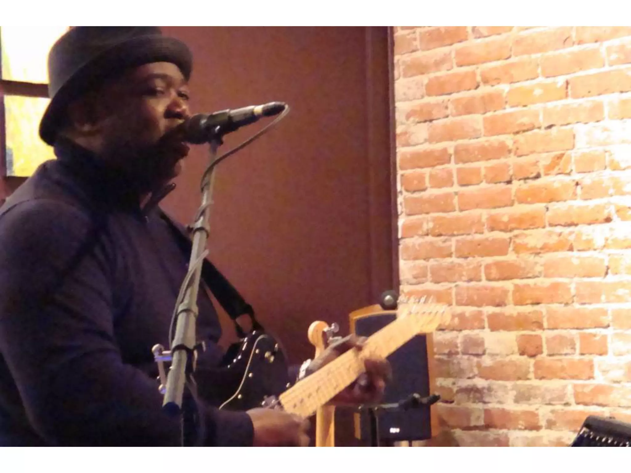 Wayman Chapman at Walla Faces | PPTX