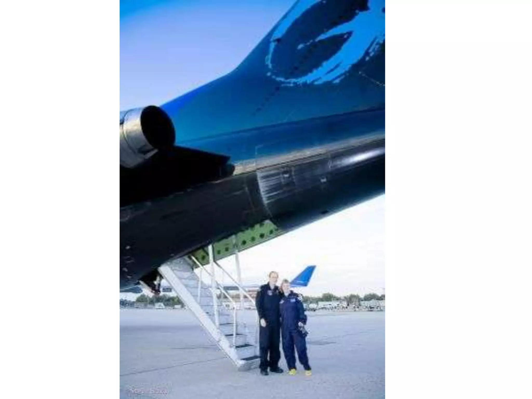 Weightless flight of discovery | PPTX