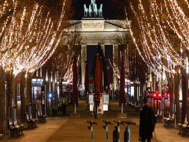 WEINACHTEN IN BERLIN-ΧΡΙΣΤΟΥΓΕΝΝΑ ΣΤΟ ΒΕΡΟΛΙΝΟ | PPTX