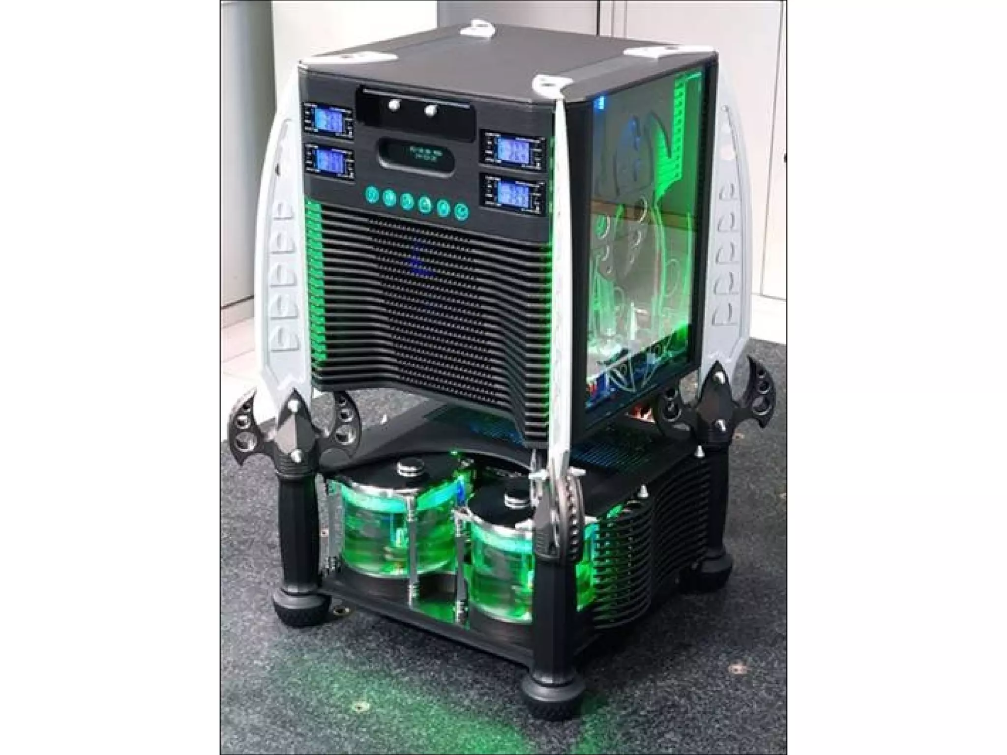 Weird Pc Case | PPT