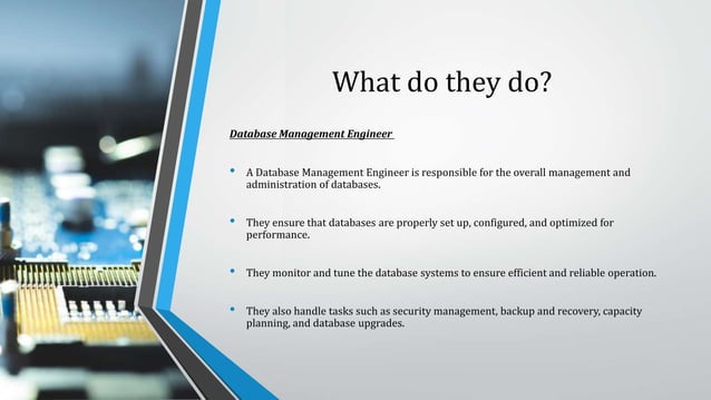 Database Management Engineer vs Database Developer | PPT
