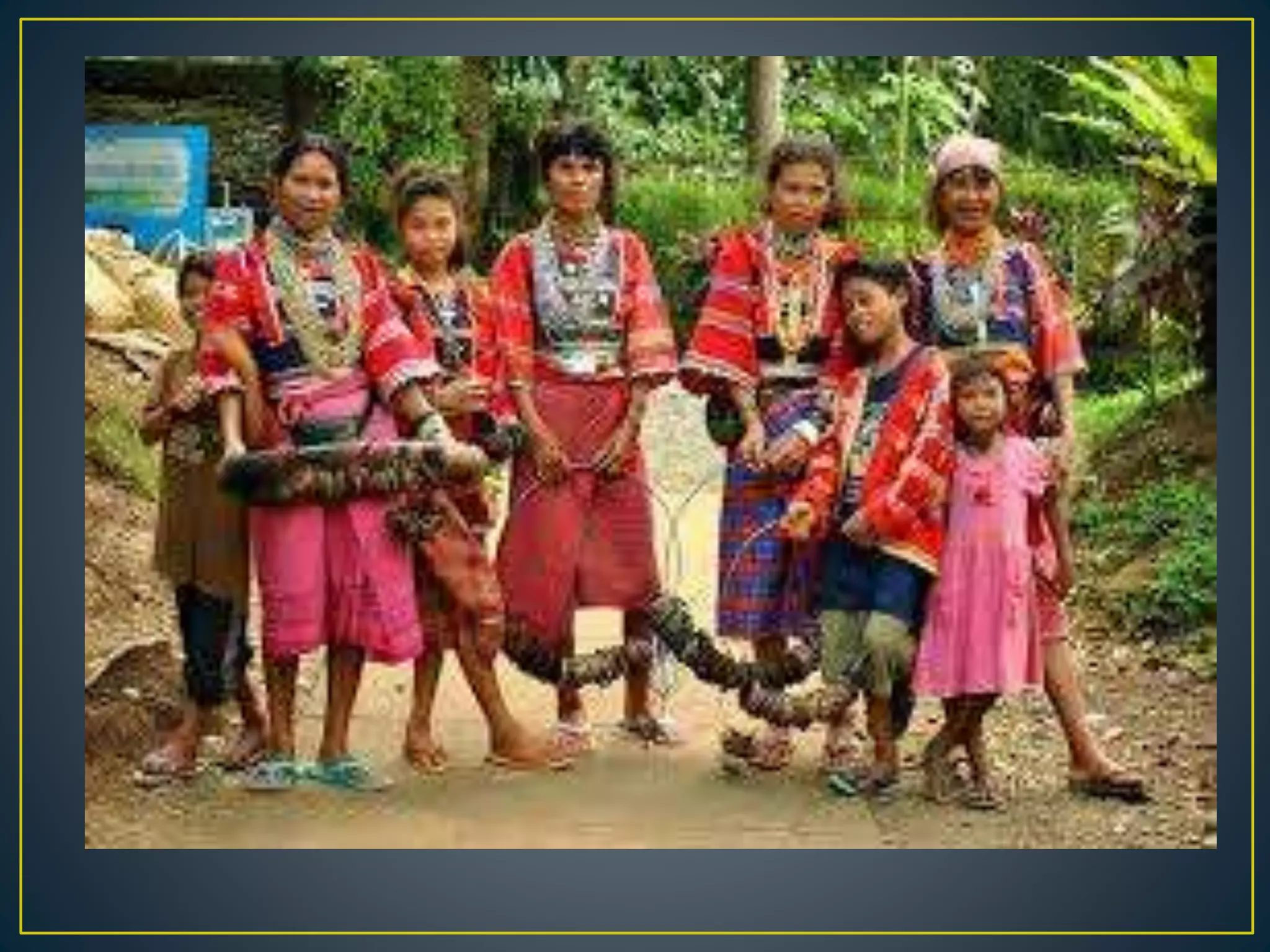 Wika at Kultura ng mga Ilokano (nina Agrakhan at Ampuan).pptx