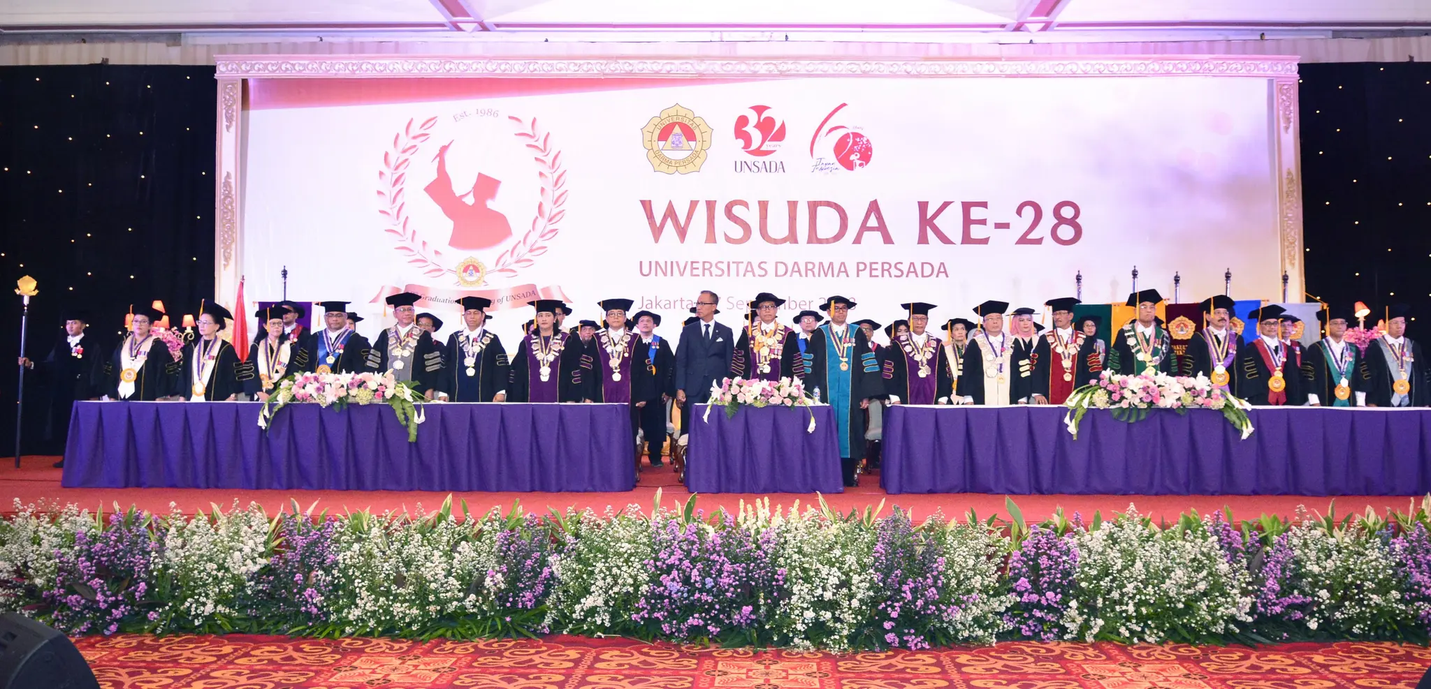 Wisuda Universitas Darma Persada Program Magister, Sarjana, & Diploma ...
