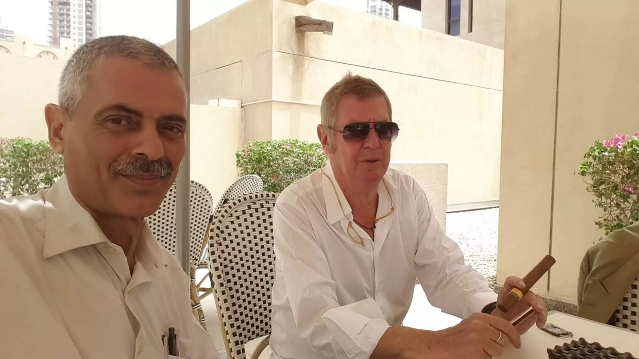 With prof. wolf d. prix (coop himmelblau) | PDF