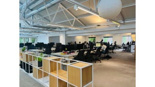 Working space_EF Chelsea Office - Copy - Copy.pptx