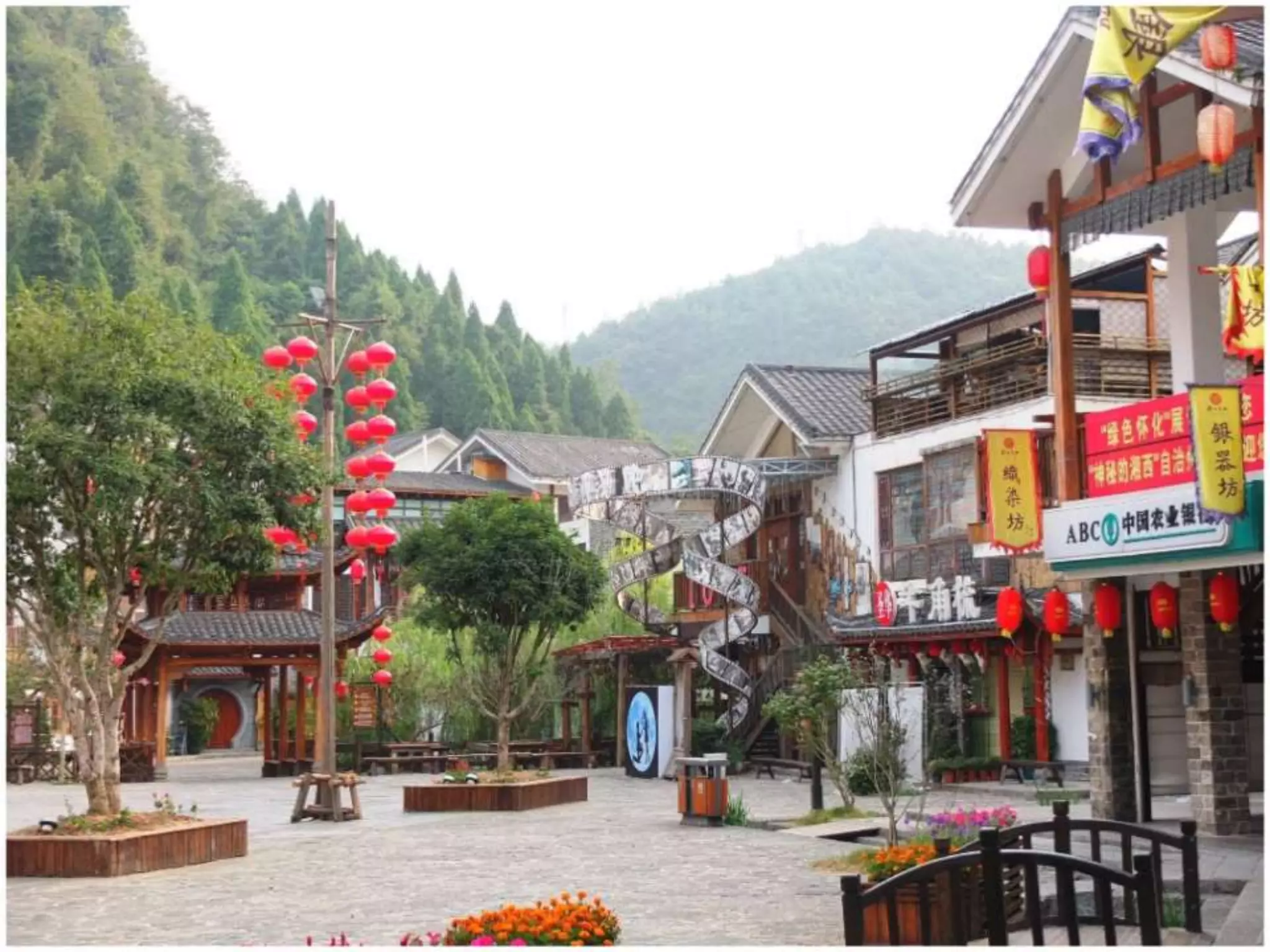 Xibu old street, Wulingyuan Zhangjiajie (張家界 武陵源 溪布老街) | PPT